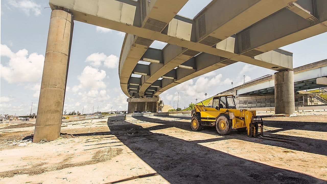 Shell Construction Lubricants | Shell UAE