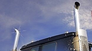 Shell Rimula Low Emission multi-grade Oils | Shell UAE